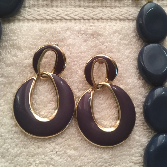 NRT | Jewelry | Vintage Beaded Necklace And Earrings Marked Nrt | Poshmark